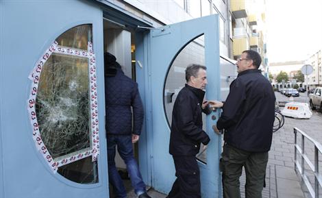 Bomb attack on Jewish center in Malmo : Jewish organizations call on ...