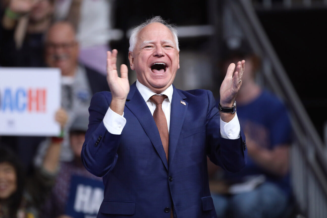 Une vidéo montre Tim Walz faisant l’éloge d’un religieux islamique ...