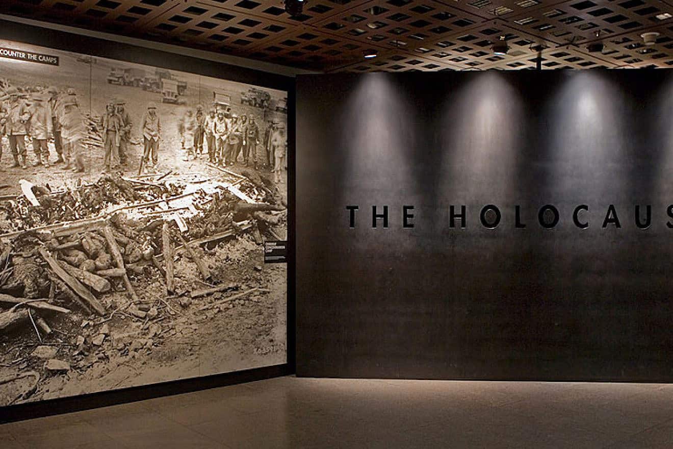 Dutch archive releases names of 425,000 suspected Nazi collaborators - EJP