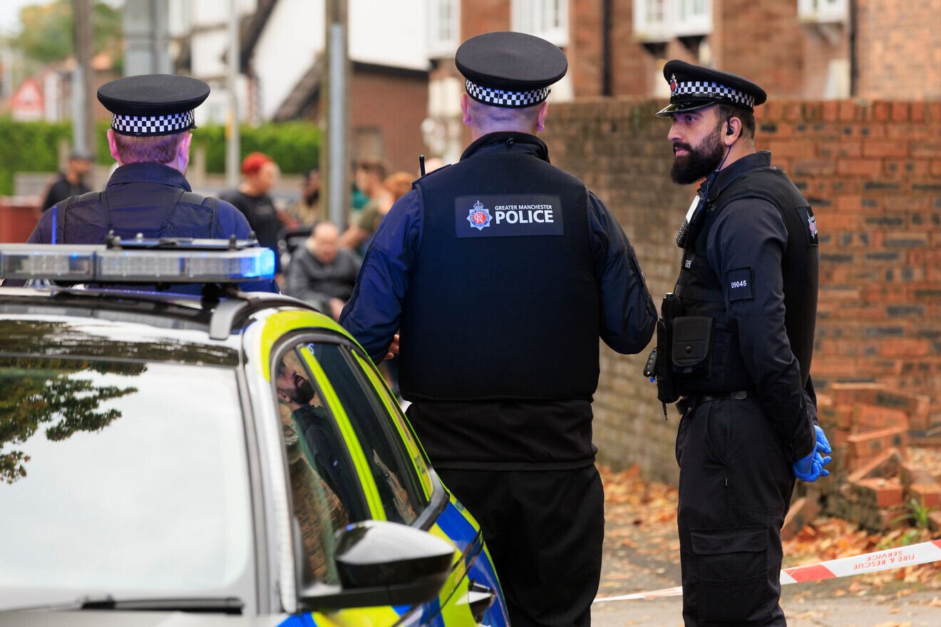 'We must keep fighting antisemitism in all its forms', says EU ...
