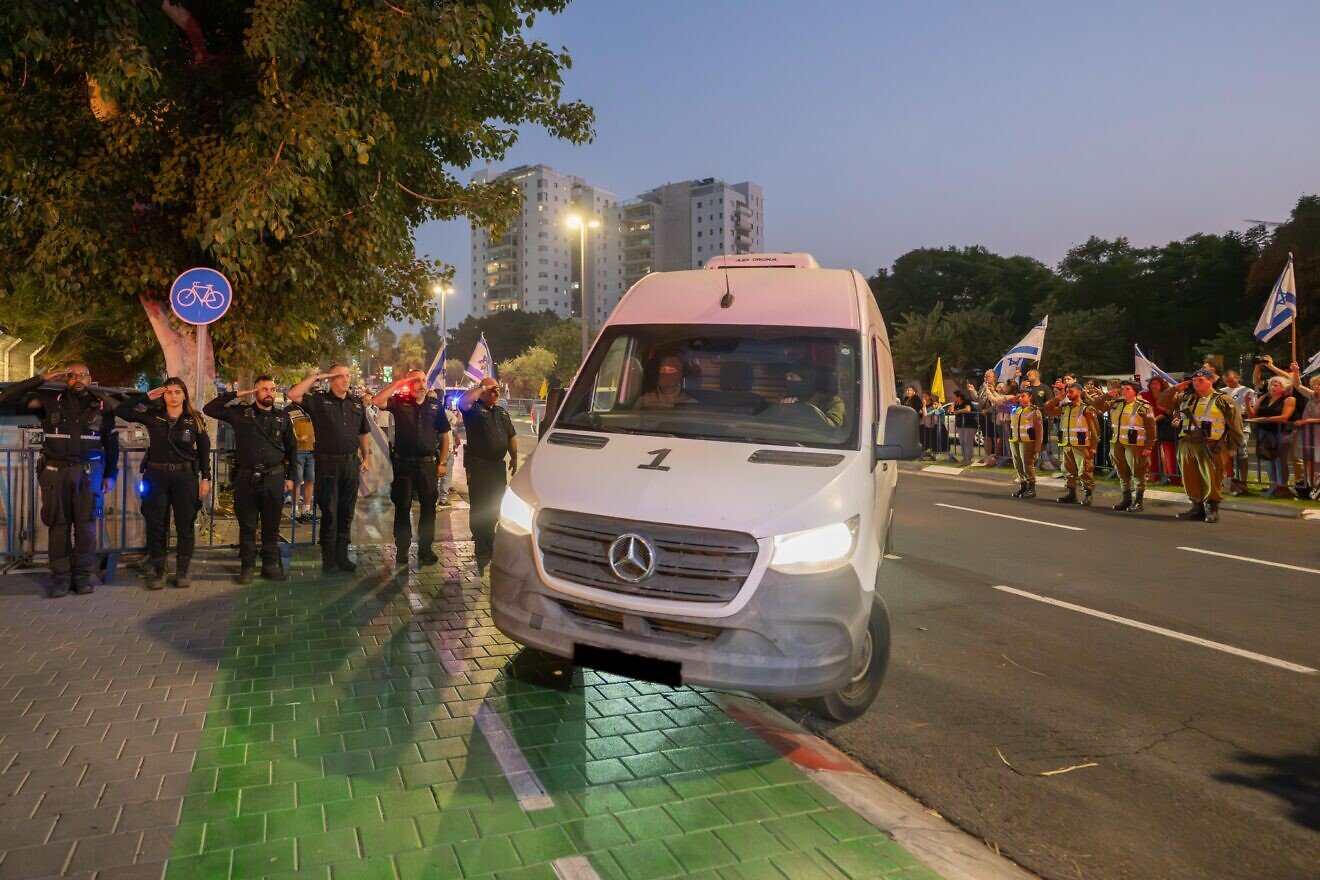 Israel receives remains of fallen soldier Hadar Goldin after 11 years - EJP
